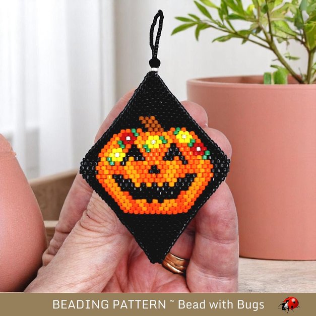 Bead With Bugs